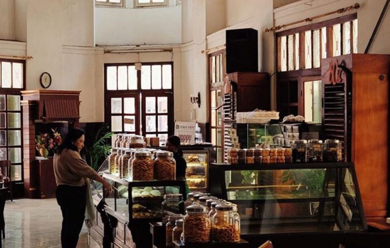 20 Anjuran Tempat Bukber Di Semarang Modern 2023 - Harto Trans