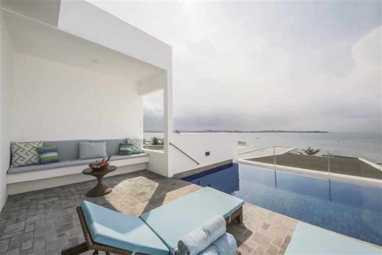 3 Daftar Resort Di Batam, Cocok Untuk Staycation Dan Piknik - Harto Trans